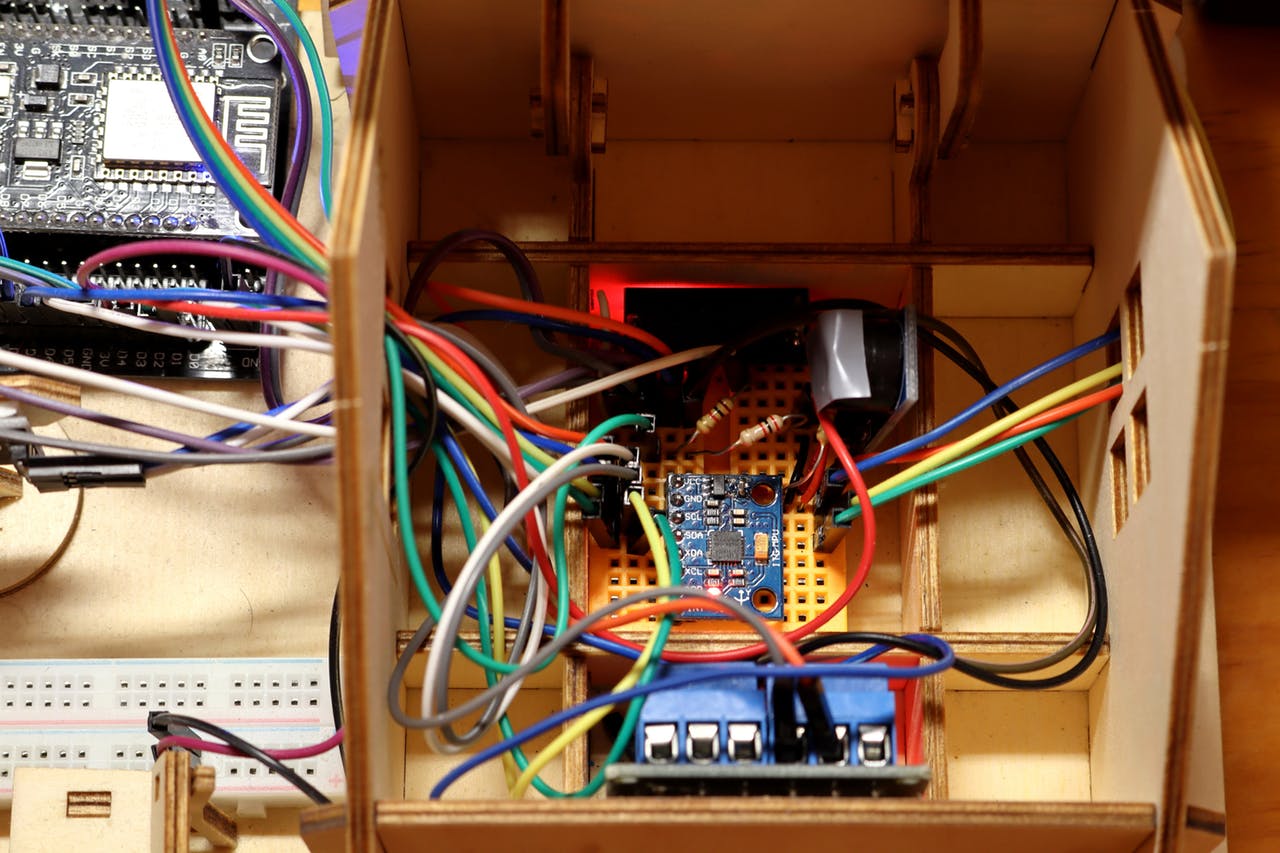 จำลองระบบ Smart Home/IOT ด้วยบอร์ด NodeMCU และ MicroPython - DIY of Things